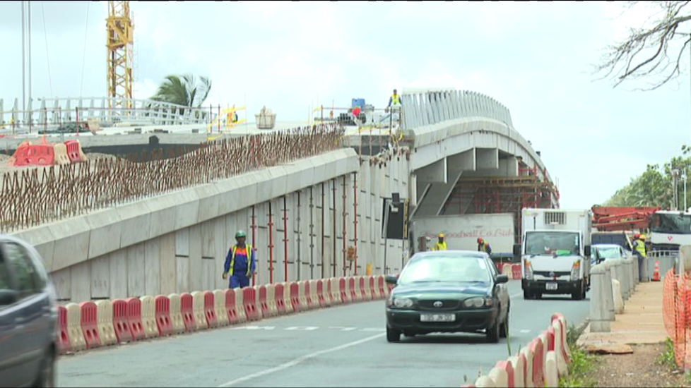 Nouvel autopont à Terre-Rouge, pour une circulation plus fluide et efficace