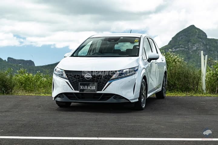 Dealership Second Hand Nissan Note e-POWER - lexpresscars.mu