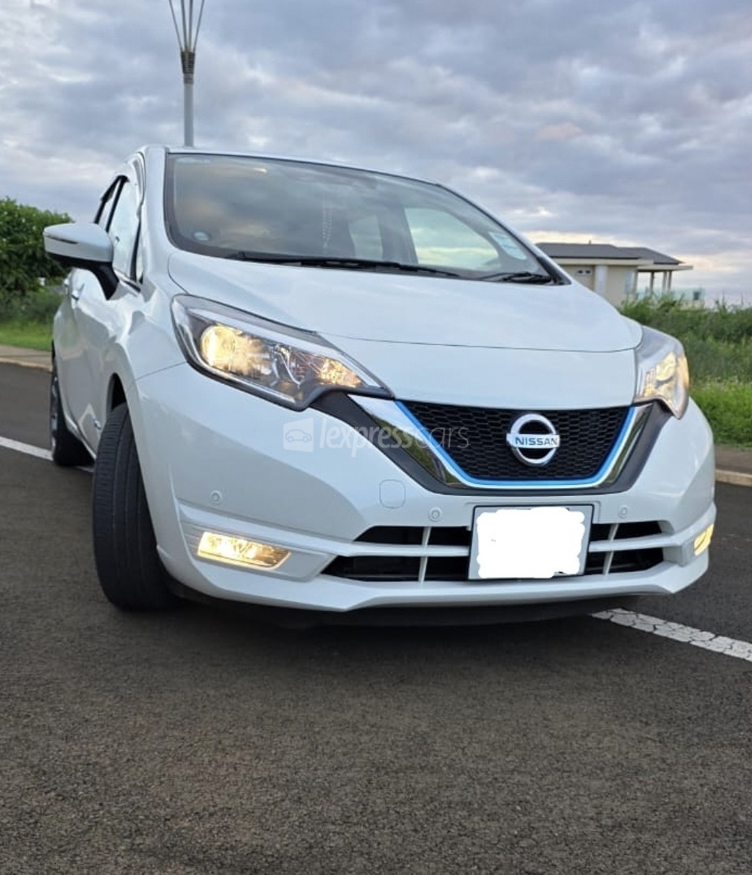 Second-Hand Nissan Note e-POWER 2018 - lexpresscars.mu