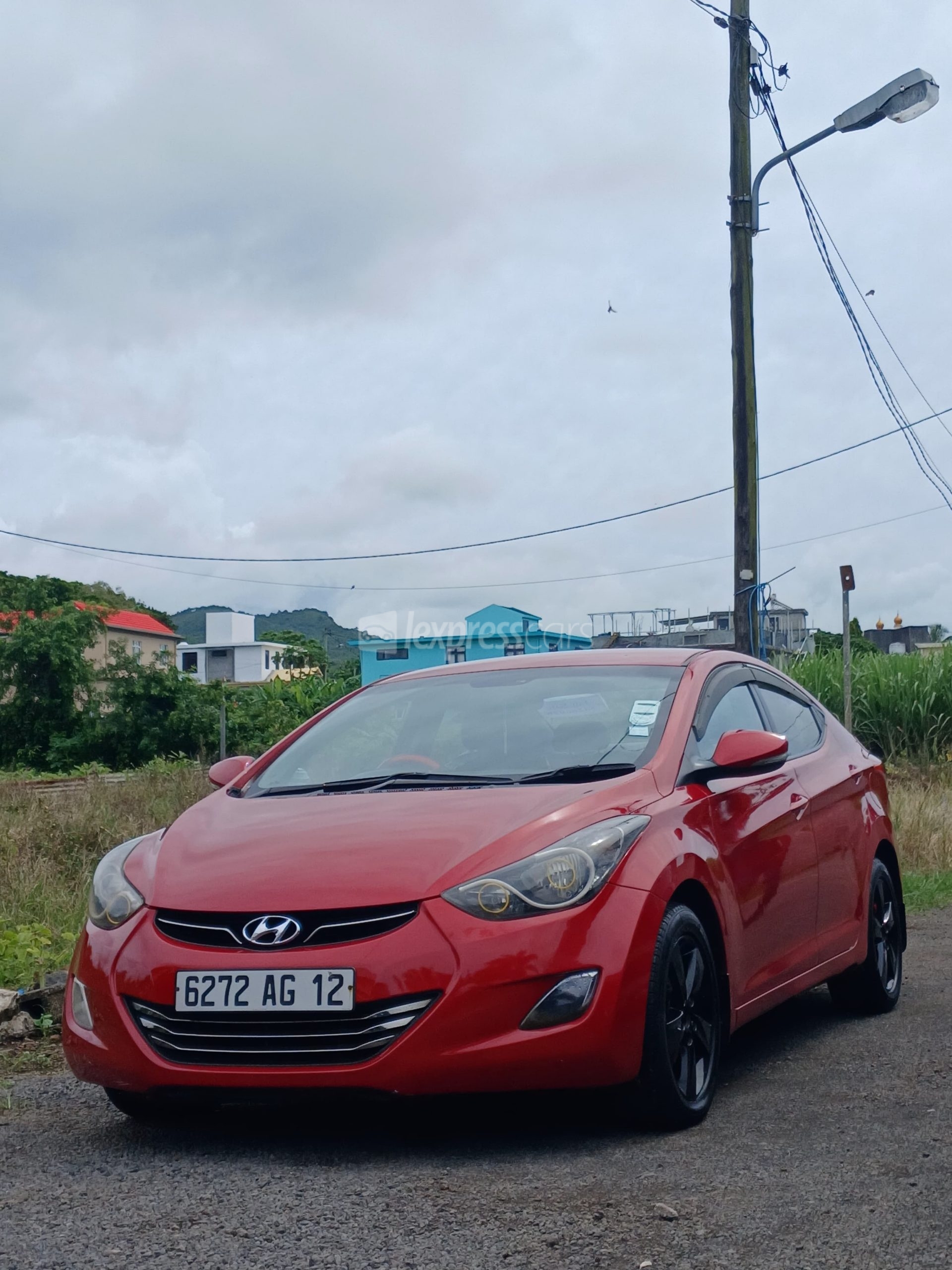 Second-Hand Hyundai Elantra 2012 - lexpresscars.mu