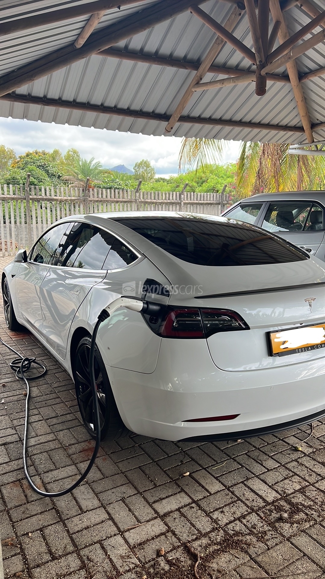 Second-Hand Tesla Model 3 2019 - lexpresscars.mu