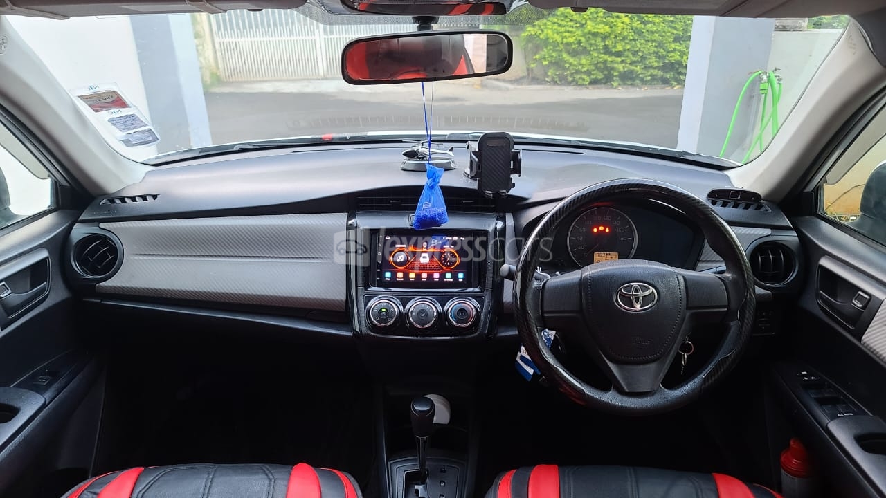 Second-Hand Toyota Axio 2012 - lexpresscars.mu