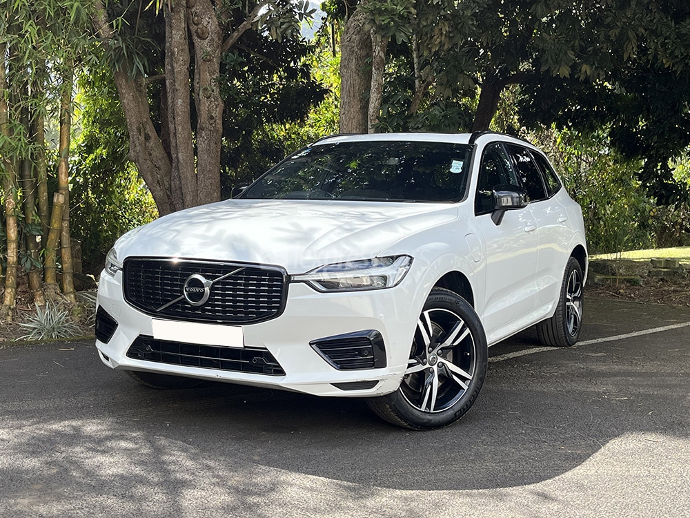 Dealership Second Hand Volvo XC60 2020 - lexpresscars.mu