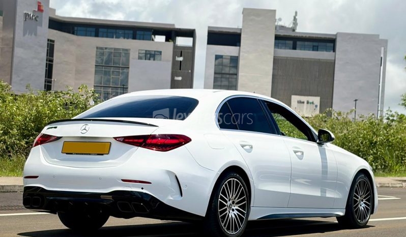 Dealership Second Hand Mercedes-Benz C180 - lexpresscars.mu